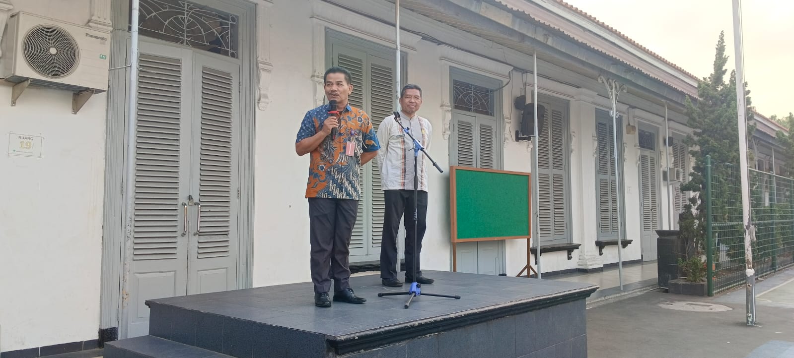 Purna Tugas Bpk Drs. Ronald Pakpahan, 39 Tahun Mengabdi di SMKN 1 ...